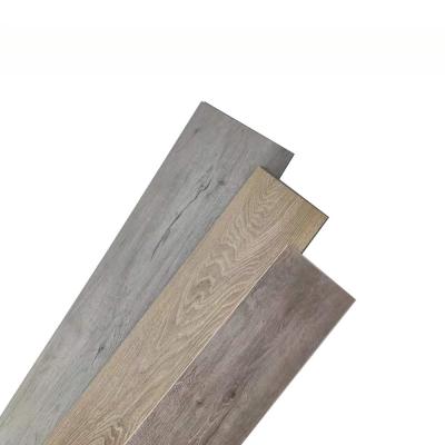 Cina Piano di legno di quercia resistente all'acqua 4 mm 5 mm ISO9001 certificato in vendita