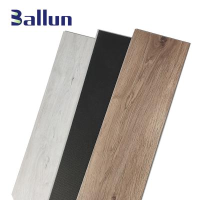 China Planca de piso de vinil de madeira Unilin Clique SPC 4mm com IXPE Padding Design moderno à venda