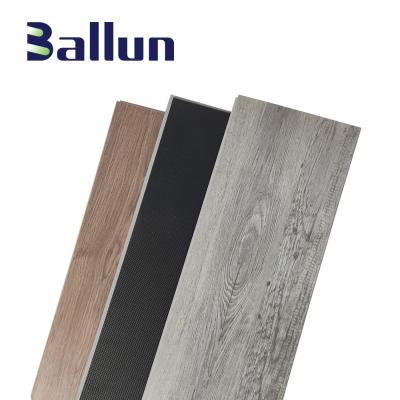 China Pavimentos de vinil para interiores com material de PVC de madeira e plástico ecológico e espessura de 4 mm e 5 mm à venda