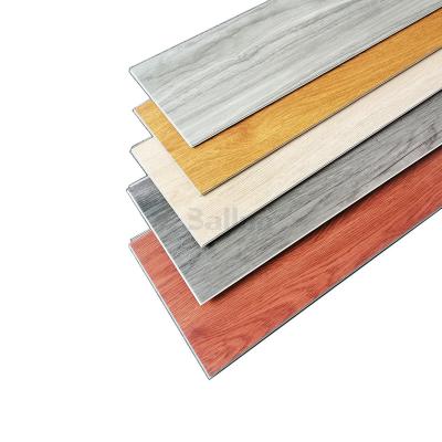 Cina SPC Pavimenti in legno in PVC da 5 mm con aspetto in legno e certificazione ISO9001/CE in vendita