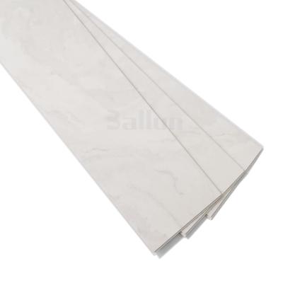 Cina 2 8mm Spessore Unilin Click Lock Acque resistenti Piso di PVC Marmo Piastra di pavimento in vinile in vendita