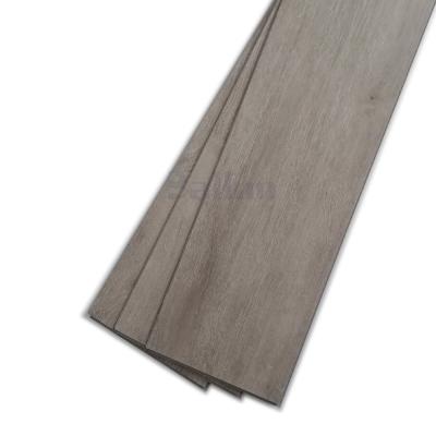 Cina Creare uno spazio più verde con pavimenti in vinile in PVC impermeabili, antiscivolo e resistenti all'usura in vendita