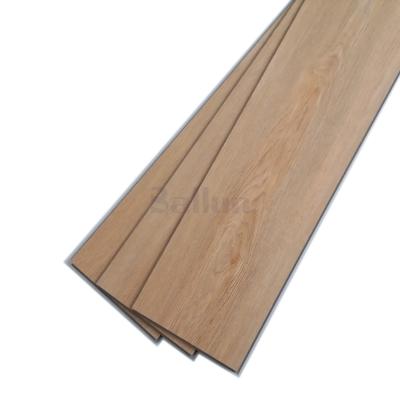 Cina Customized Unilin Click Lock Luxury Vinyl Plank Flooring Facile installazione garantita in vendita