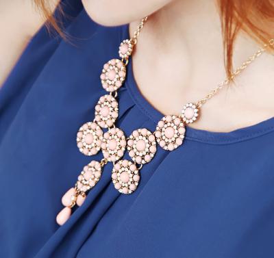 China complementos americanos al por mayor, collar de la joyería de la marca F21 con el diamante artificial de las gotas en venta