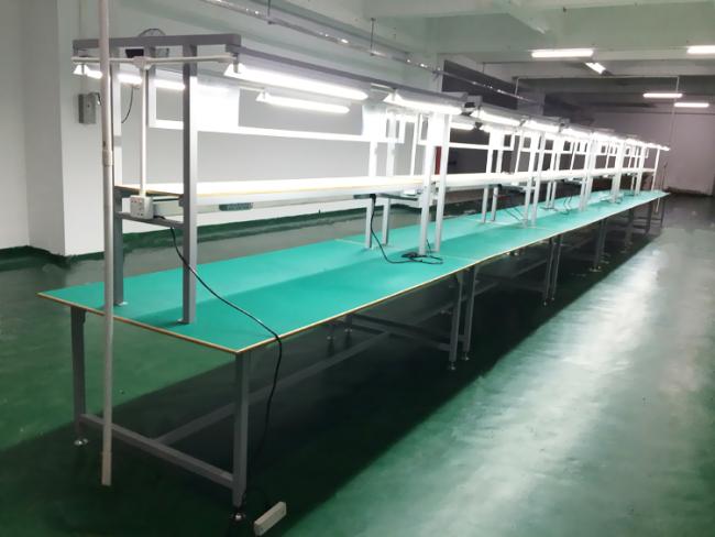 Anti-static workbench ergonomic design