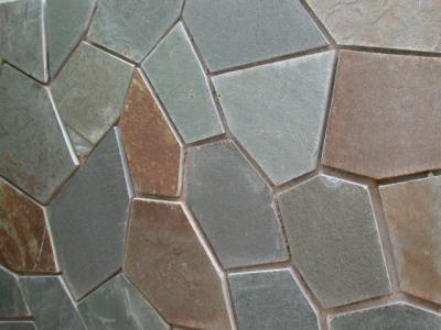 Chine Pierre de progression multicolore en pierre folle en pierre irrégulière d'ardoise rouillée naturelle de pavé à vendre