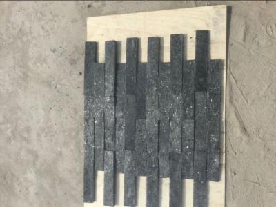 China La pared negra de la cuarcita del revestimiento de la pared de la cuarcita teja el revestimiento de piedra natural en venta