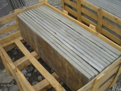 China La pizarra oxidada camina las escaleras multicoloras de la pizarra con la superficie y el Bullnose naturales de la hendidura en venta