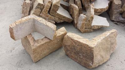 China Revestimiento natural de la cuarcita de la cuarcita de campo de la piedra de la cuarcita de la chapa al azar amarilla de oro de la piedra en venta