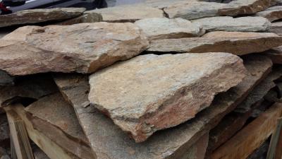 China Rustic Quartzite Random Flagstone Landscaping Stones Crazy Stone Irregular Flagstone for sale