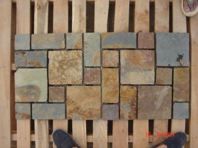 Chine Patios naturels divisés de passage couvert de dalle engrenés par ardoise multicolore de pavé d'ardoise de dalle de la Chine à vendre