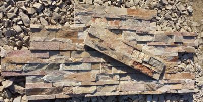 Chine Vrai placage en pierre de la quartzite Z de pierre de panneau de surface approximative de pierre naturelle jaune populaire de culture à vendre