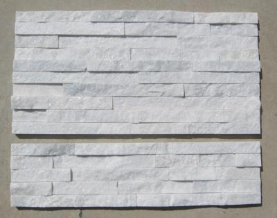 Chine Panneau naturel de la pierre Z de quartzite de neige de pierre de revêtement de quartzite de placage blanc superbe blanc de pierre à vendre