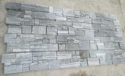 Chine Pierre grise nuageuse de culture de granit, pierre empilée par granit cimentée, revêtement naturel de pierre de Z pour le mur à vendre