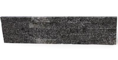 Chine Pierre gris-foncé de culture de granit, placage en pierre empilé d'intérieur, mur en pierre extérieur de revêtement à vendre