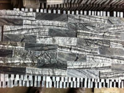 Chine Le ledgestone de marbre de forêt noire, revêtement en pierre de marbre en bois noir, marbre noir a empilé la pierre en pierre et de marbre de culture à vendre