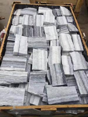 China Piedra al azar de la cuarcita gris nublada, chapa de la piedra de campo de la cuarcita del gris de plata, piedra de la pila de la cuarcita en venta
