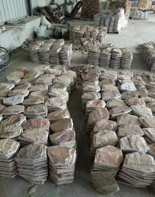 China Nueva losa amarilla de la pizarra, revestimiento de la pared de la losa de la pizarra, calzada amarilla de la losa, patios de la losa en venta