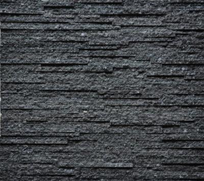 Chine Forme Ledgestone, panneau de mur de soutènement, pierre de culture de quartzite, mini pierre empilée de cascade de quartzite de diamant noir à vendre