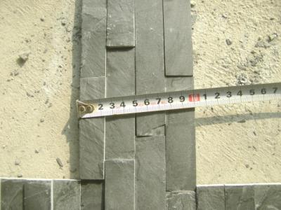 China Piedra apilada pizarra partida de la cara, revestimiento negro rajado de la piedra de la pizarra, chapa de piedra fina, los paneles negros de la piedra de Zclad de la pizarra en venta