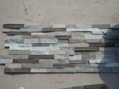 Chine Pierre empilée par quartzite bleue de montagne, sierra panneaux bleus de registre de quartzite, revêtement en pierre naturel, pierre de culture à vendre