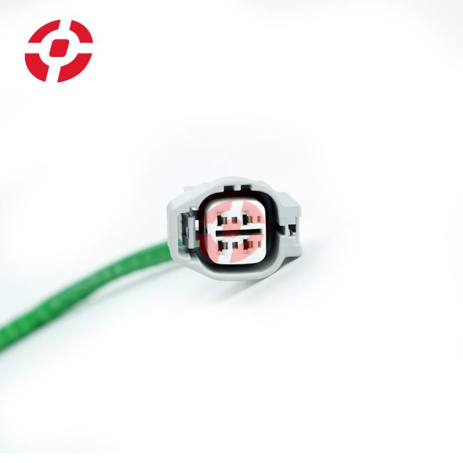 Upstream Oxygen Sensor C2P8810 connector detail