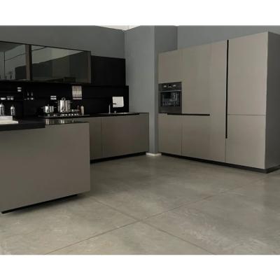 Chine Buffets modernes de Gray Glossy de buffet léger Handleless de PVC à vendre