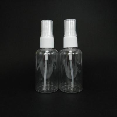 Cina Bottiglie di spray di plastica in PET classiche rotonde superficie liscia diverse capacità per l'uso quotidiano in vendita