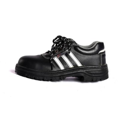 Cina Shengjie Metal Eyelet in rilievo cuoio di mucca superiore pizzo fino Punture resistenza all'olio Scarpe di sicurezza bianche e nere in vendita