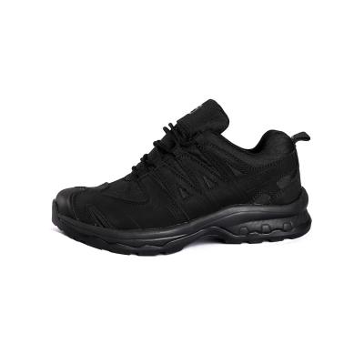 Cina Shengjie Nero Nome di marca Stesso tipo Calzature morbide durevoli con maglia Nubuck Pelle di mucca Superiore Unisex Scarpe da esterno in vendita