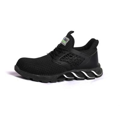 Cina Flyknit Anti Slip Puncture resistenti stivali di sicurezza con orlo in acciaio per la costruzione in vendita