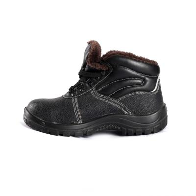 Cina Scarpe di sicurezza in cuoio genuino protetto da metallo standard unisex con punta di acciaio e suola esterna in PU in vendita