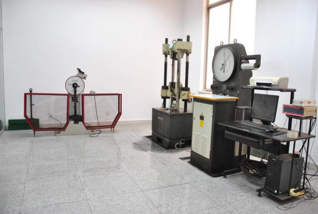 AISI ASTM Grade 302 Big Diameter ERW Welded Stainless Steel Pipe For Oil Industry