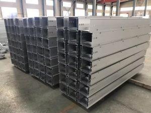 China warm gedompelde gegalvaniseerde professionele kabelbak voor koolstofstaal Te koop