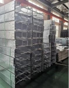 China Max.Werkbelasting 100-400 kg Aluminium legering kanaalkabelbak voor buitentoepassingen Te koop