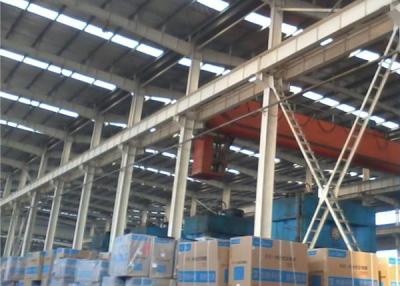 Cina Caldo-immersione d'acciaio delle costruzioni del magazzino della struttura/metallo del magazzino di iso 9001 galvanizzata in vendita