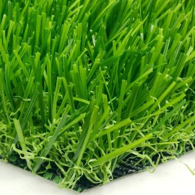 中国 30mmの40mm標準的な人工的な草のカーペットのサッカーの草の総合的な草の人工的な泥炭 販売のため