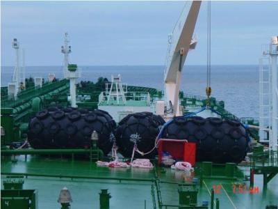 China Boa tensão do ar que flutua inflando pára-choques do barco para plataformas do oceano à venda
