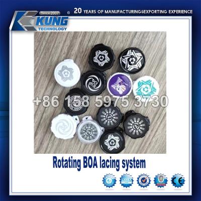 Chine La chaussure universelle de sport faisant des accessoires boucle la serrure automatique à vendre