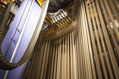 China Aluminium Profiles Vertical Electrostatic  Full-automatic Spraying Guns Powder Coating Production  Line for sale