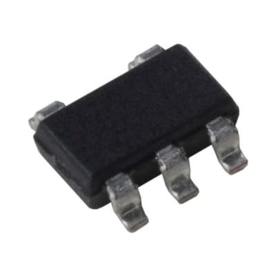 Cina MIC5504-1.8YM5-T5 in vendita