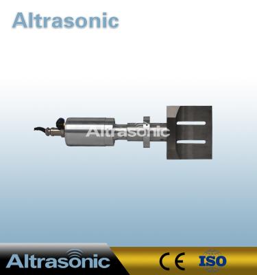 Chine découpeuse ultrasonique de nourriture de 40KHz 500W avec la lame de titane de 82mm à vendre