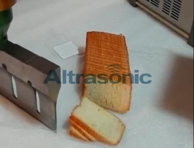 중국 1000W 케이크 사탕 치즈 물고기 초콜렛을 위한 초음파 음식 절단기 판매용