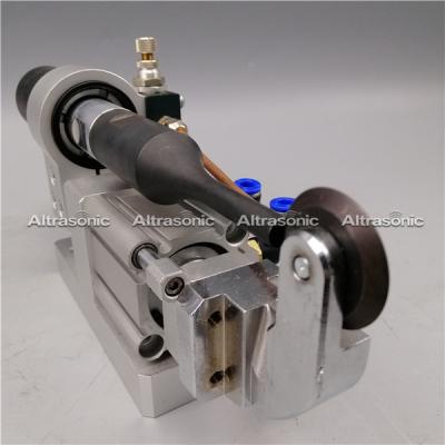 Chine Équipement de scellage ultrasonique lisse 500w du tranchant 28k à vendre