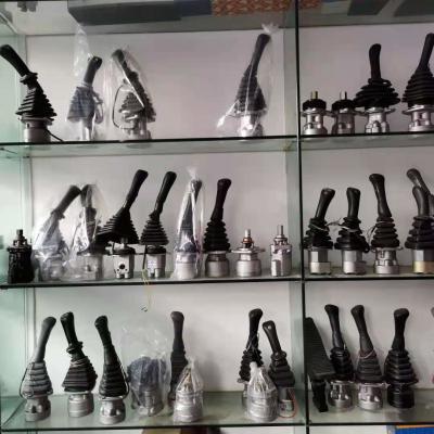 Cina Parti di ricambio di macchine per escavatori Assemblaggio universale con manubrio in vendita