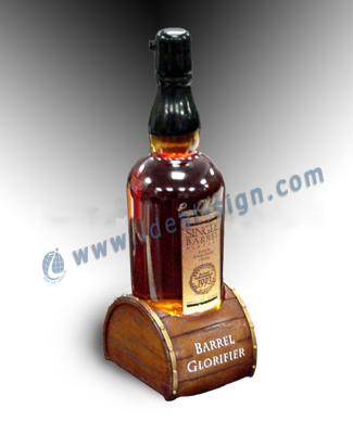 Cina Banco di mostra acceso poli resina della bottiglia del liquore del vino di Antivari 9X9X8CM in vendita