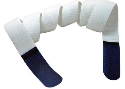 China Regelbare Foley-van de het Latex Vrije Zachte Huid van Catheterriemen Aanraking 2.5cm X 60cm Te koop