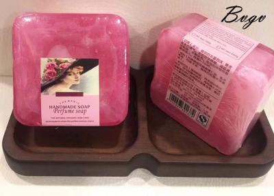 Chine S'exfolier d'huile essentielle de savon de Sakura Flower Extract Luffa Scrub frottent le savon à vendre