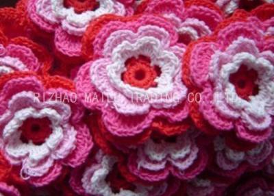 China O Applique feito malha feito a mão Multicolors de Multilayers faz crochê flores para chapéus à venda