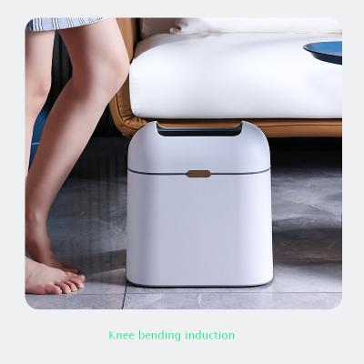 China Garbage Bucket Waterproof Smart Waste Containers Smart Sensor Trash Can with Sensor à venda